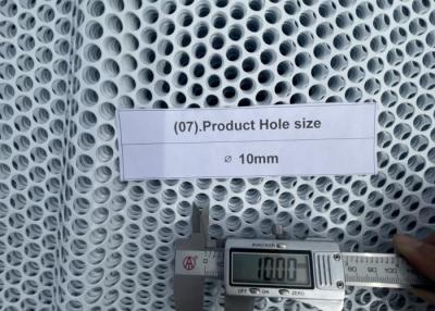 Chine Feuille de protection contre le vent blanche de 0,9 mm d'épaisseur, trou de 10 mm, pour la décoration à vendre
