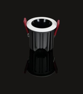 中国 5000K 6000Kは家族ランプの装飾のための天井Downlight 8Wを引込めた 販売のため