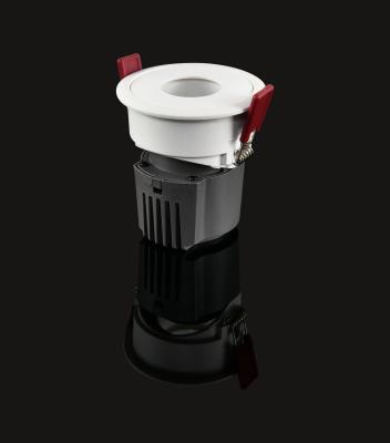 Cina Punto interno anabbagliante del LED che accende 18W AC240V che si attenua per le famiglie in vendita