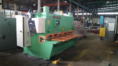 Cina CNC Metal Sheet Guillotine Hydraulic Shearing Machine Cutting Machine in vendita