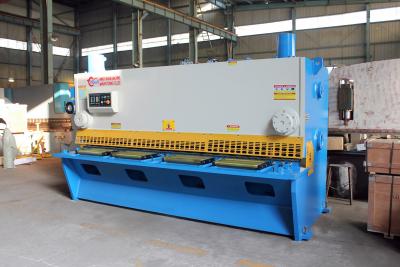 Cina CNC Hydraulic Sheet Guillotine Metal Shearing Machine Steel Cutter Plate Cutting Machine in vendita