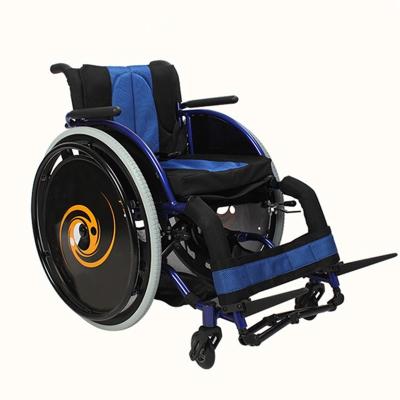 Cina KSM- 221 Basketball wheel chair factory price streamlined design lightweight manual sports wheelchair for disabled in vendita