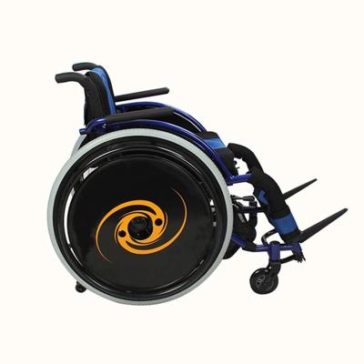 Cina KSM- 221 Sport wheelchair foldable medical wheelchair light weight manual wheelchair in vendita