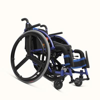 Cina KSM- 221 2021cheap price sport wheel chair ultra lightweight folding wheelchair manual in vendita