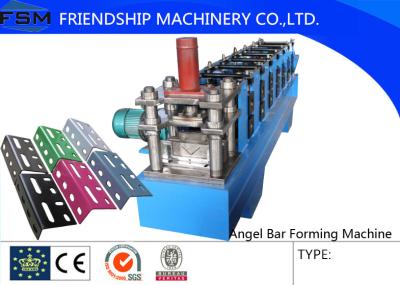 Chine Petit pain en acier d'angle formant des machines pour la structure de toit/petit pain formant la machine à vendre