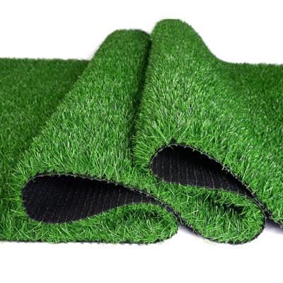 Cina Tappeto erboso sintetico del campo di calcio del tappeto erboso del giardino del tappeto erboso artificiale di alta qualità naturale del paesaggio per l'erba artificiale di asilo in vendita