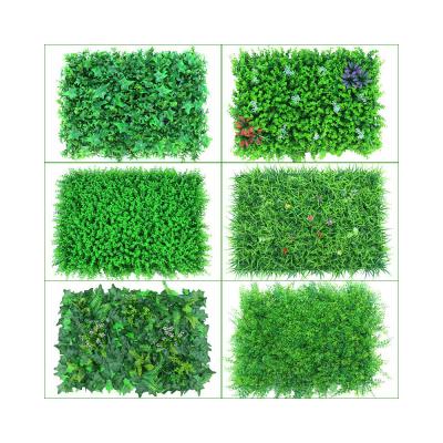 中国 シミュレーションの人工的な植物の壁のユーカリの背景の壁のプラスチック 販売のため