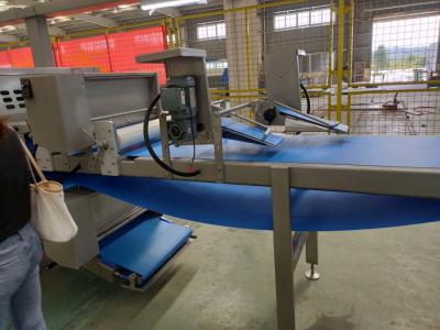 Китай Печенье трудовых сбережений и низкая машина ламинатора теста отказа с автоматической машиной укладки в форме продается