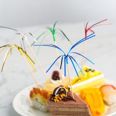 Chine Les feux d'artifice en bambou jetables entassent en vrac des cure-dents pour des hauts de forme de petit gâteau 10cm à vendre
