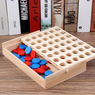 Chine Les pièces d'échecs 4cm en bois éducatives de rangée ont placé le cadeau d'anniversaire d'enfants à vendre