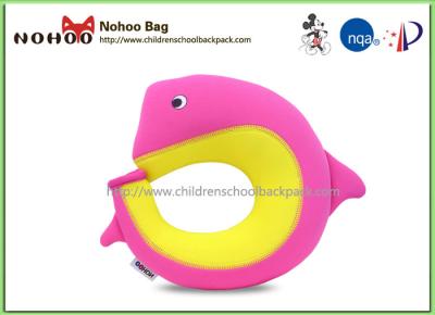 中国 カスタマイズされたネオプレンの子供旅行枕 U 形動物のイルカ 販売のため