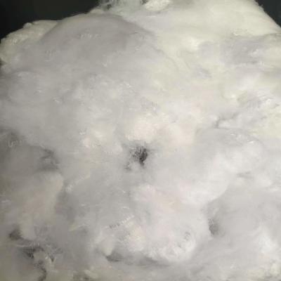 China Virgin geleidende synthetische man gemaakt vezels 2,5D wit niet-siliconeerde PSF Te koop