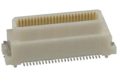Cina DF17(4.0)-50DP-0.5V(57) 50 Position Connector Header Outer Shroud Contacts in vendita