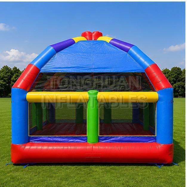 inflatable jumping castle with safety mesh