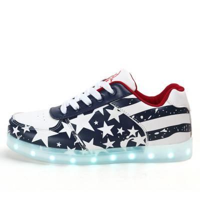 Cina 7 colori che infiammano e che Glinting nelle scarpe brillanti scure hanno condotto le scarpe da tennis in vendita