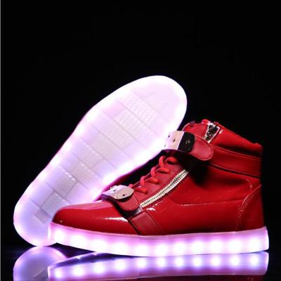 China Reathable LEIDEN Licht op Tennisschoenenrood licht op Schoenen Navulbare Functie Te koop