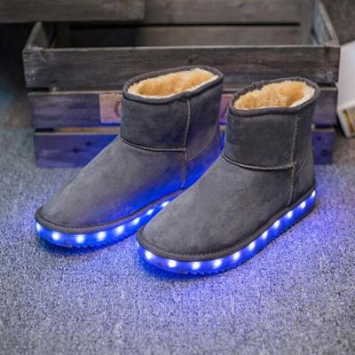 China 2018 de Nieuwe geleide schoenen van de de Tendens volledige lichte vezel van Parijs Te koop
