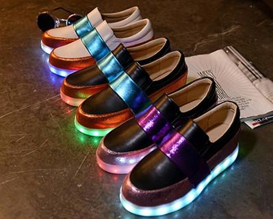 China 2018 Perfecte de Lastenschoenen van USB van de Kerstmisgift Te koop