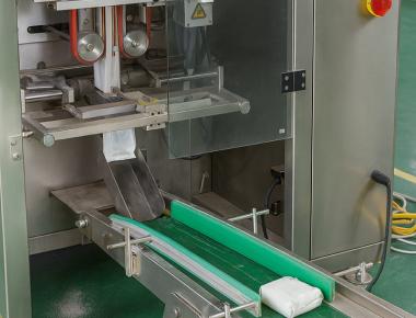 China Máquina de Embalagem Limpa e Salgada com Verificação em Linha e Inspeção de Metal para Embalagens Pequenas de Varejo e Food Service à venda