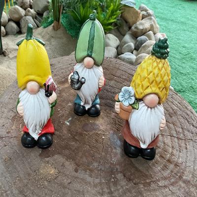 중국 Gnome 도기류 정원은 살아 있는 듯한 다수 요업 정원 조각상을 꾸밉니다 판매용
