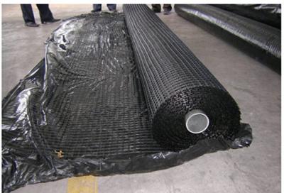 Cina bitume autoadesivo della maglia di rinforzo del muro di sostegno di 25.4mm 100KN/M ricoperto in vendita
