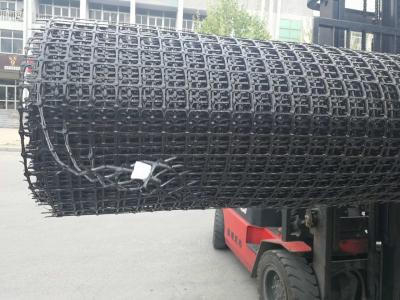 Cina Muro di sostegno biassiale dei pp/dell'HDPE di plastica nero Geogrid 15Kn - 50Kn Unixial in vendita