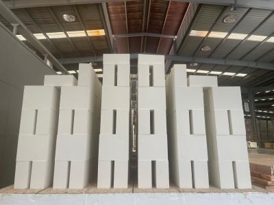 High Temp 95% Al2O3 Refractory Bricks White Corundum Brick For Electric Arc