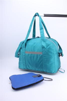 Cina Borse pieghevoli di viaggio di sport verde per gli uomini, grande borsa di Duffle leggera extra in vendita