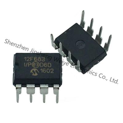 Cina Ingresso/uscita pungente del microcontroller MCU 3.5KB 128 RAM 6 di PIC12F683-I/P 8 in vendita