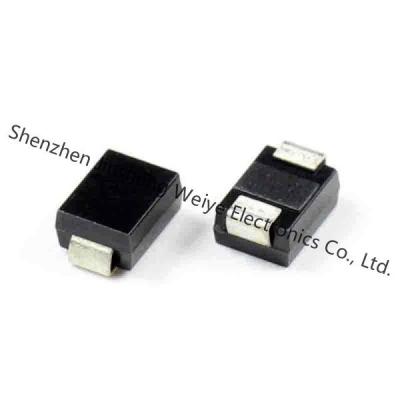 Cina SMBJ70A-TR ESD Suppressors / TVS Diodes 70V 1000W UniDir TransZorb 5% Tol in vendita