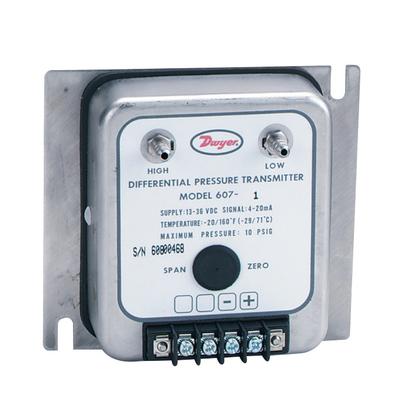 Dwyer 607 Differential Pressure Transmitter front view