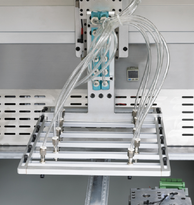 Vacuum Pick PCB Depaneling Router Machine With Dust Collector Germany Spindle 3