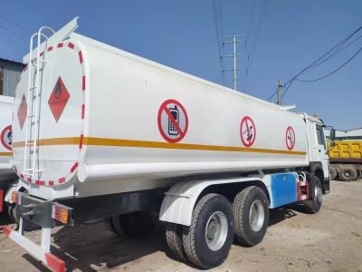 Κίνα 6X4 25000L φορτηγό δεξαμενόπλοιου από χάλυβα άνθρακα για πετρέλαιο, βενζίνη και ντίζελ 351-450hp χειροκίνητο κιβώτιο προς πώληση