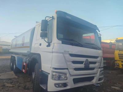 Κίνα 6X4 25000L φορτηγό δεξαμενόπλοιου από χάλυβα άνθρακα για πετρέλαιο, βενζίνη και ντίζελ 351-450hp χειροκίνητο κιβώτιο προς πώληση