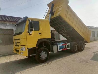 Chine Camion à décharge 10 roues jaune HOWO Sinotruk 6X4 Camion minier de 351-450 chevaux à vendre