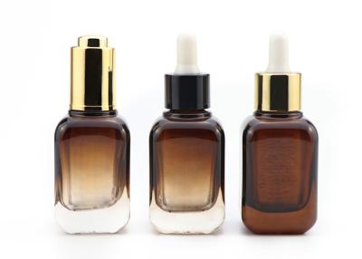 China 30ml Amber Square Glass Cosmetic Bottles para o soro do óleo essencial à venda