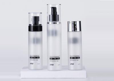 Cina le bottiglie di profumo di plastica dell'ANIMALE DOMESTICO 150ml hanno glassato la pompa elettrolitica dello spruzzo della lozione in vendita