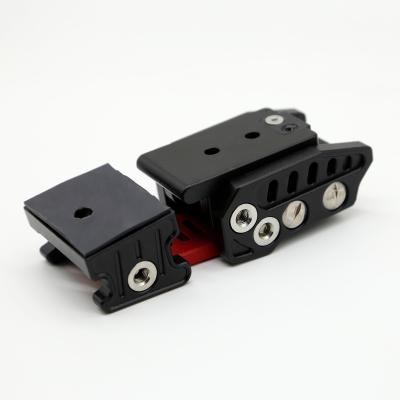 Cina Migliora le prestazioni off-road della tua Jeep Wrangler JK 07 con il Black Red Hood Latch Kit in vendita
