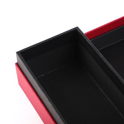 Chine Esprit de luxe Tab Opening simple d'emballage de carton de boîte-cadeau de bouteille de vin de coussin d'éponge à vendre