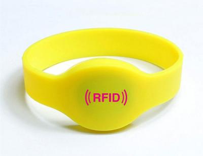 Cina Polsino ovale del silicone RFID di forma di alta qualità in vendita