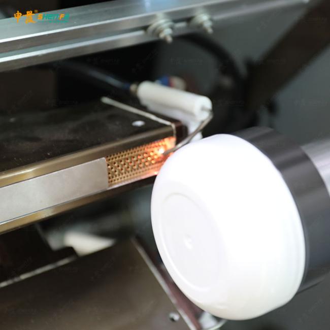 Single Color Automatic Jars Screen Printing Machine operation view