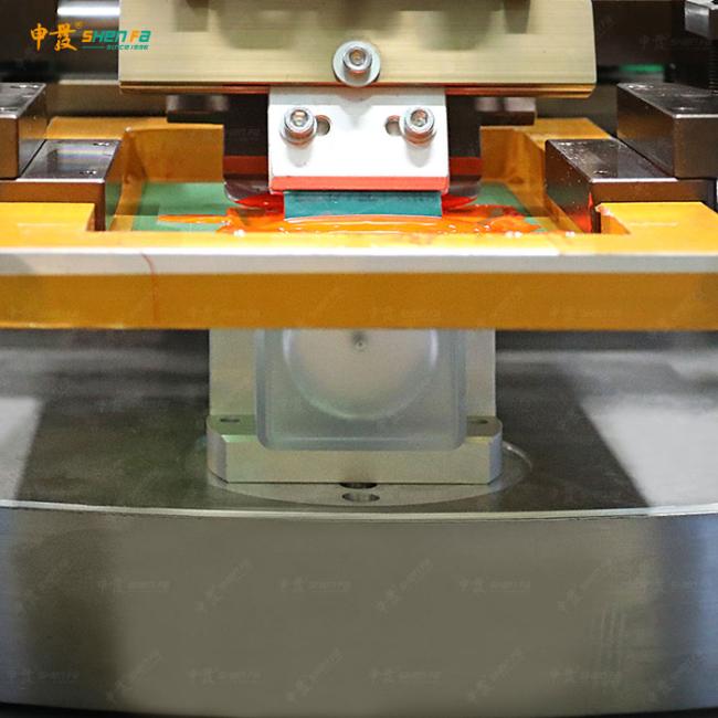 Flat Surface Packaging Servo Screen Printing Machine - Close-up