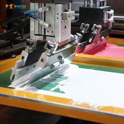 Chine 2 machine d'impression semi automatique d'écran des bouteilles d'eau 400PCS/H de couleur à vendre