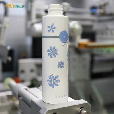 Chine La bouteille plate ronde cylindrique complètement automatique/tubes de deux couleurs examinent la machine d'impression pour des bouteilles à vendre