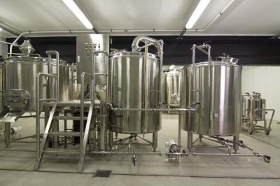 Cina Materiale inossidabile fare della larga scala del CE 2000L/della fabbrica di birra 304 elettrici in vendita