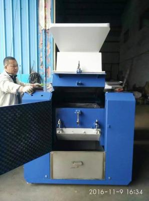 Chine Pulverizer en plastique de machine de granulatoire de vitesse rapide 220V/380V/415V/600V à vendre