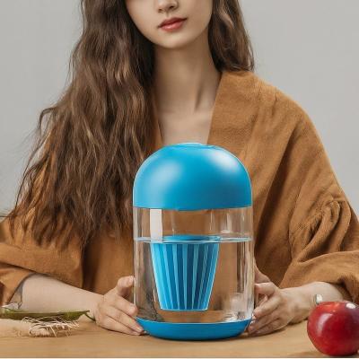 Cina Dispensatore di acqua per animali di compagnia leggero facile da usare alimentatore di acqua per animali per cani in vendita
