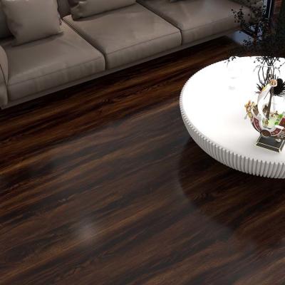 Cina 0.07mm-0.3mm buccia e pavimentazione della plancia del vinile costruita bastone in vendita