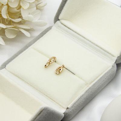 中国 一定の金のイヤリングの宝石類の光沢がある水晶316のステンレス鋼棒ごとの5組 販売のため
