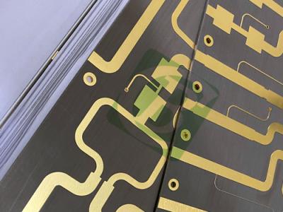 China TLX-8 doppelseitige PCB auf 10 Millimeter Substraten mit ENIG-Finixierung für Mikrowellenanwendungen zu verkaufen